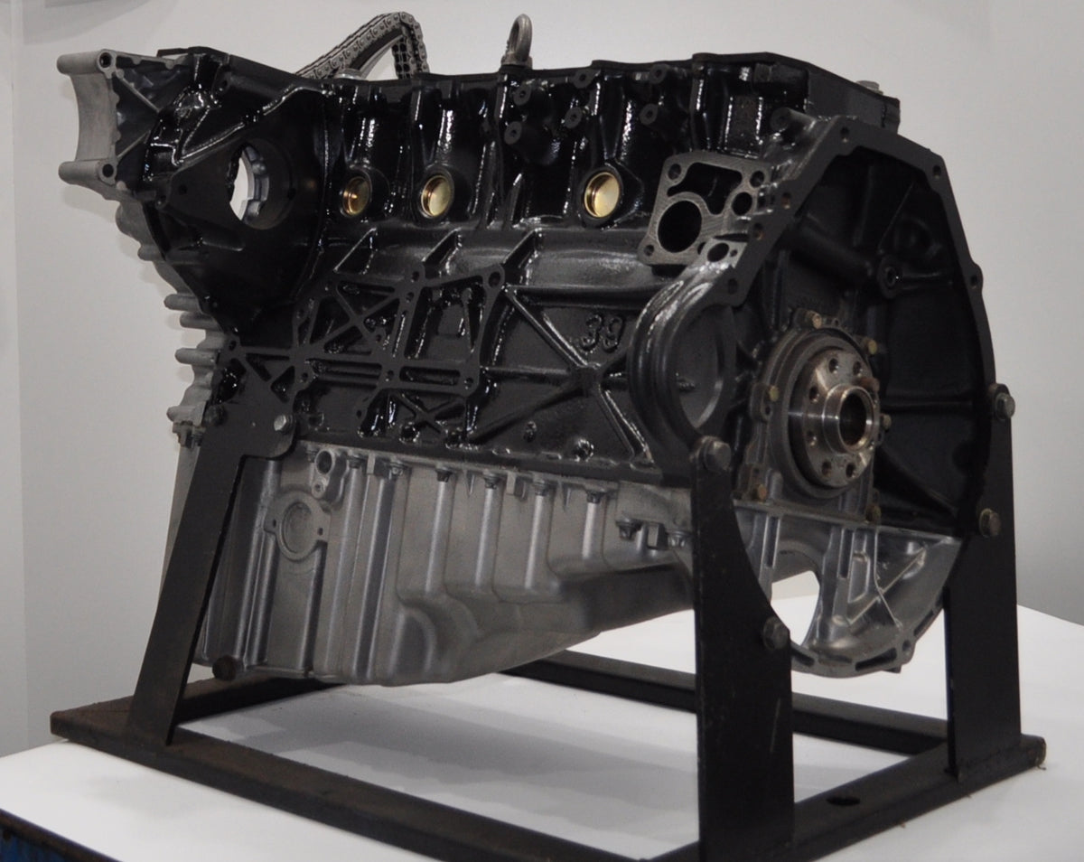 Mercedes OM602 engine sub-assembly – Melbourne Diesel Centre